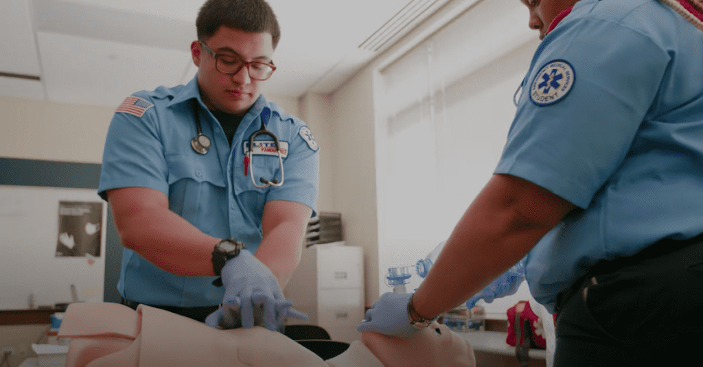 Emergency First Responder Training in Chicago | Elite Ambulance